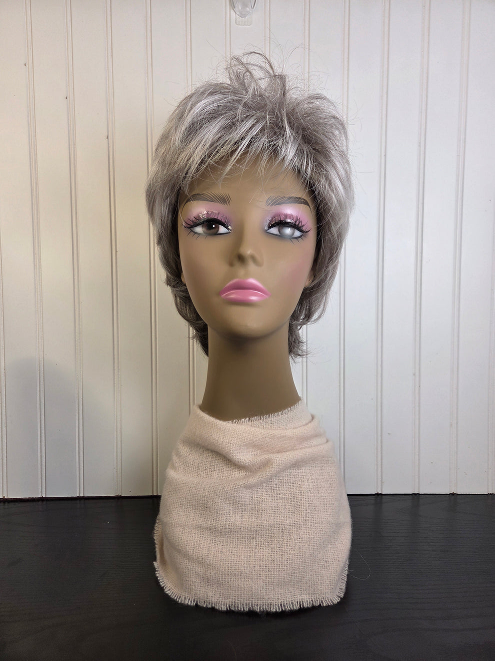 DAISY LARGE by PAULA YOUNG - GENTLY LOVED – Beth's Wig Boutique